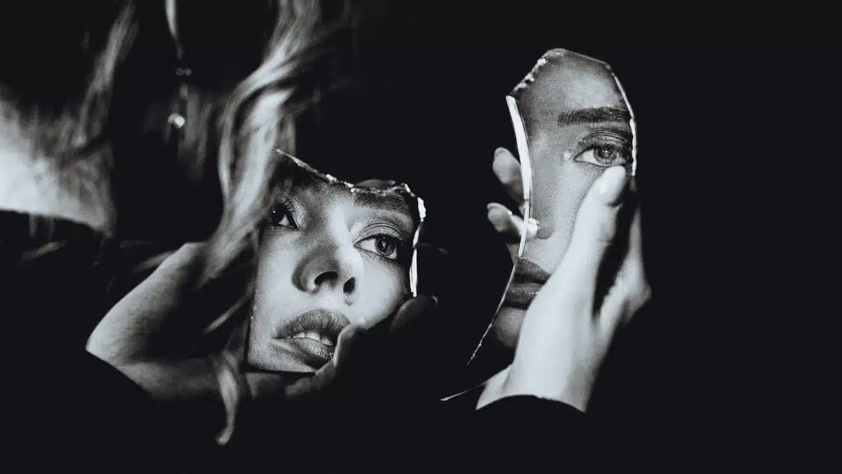 Body Dysmorphic Disorder: Obsessive Focusing On Body Flaws